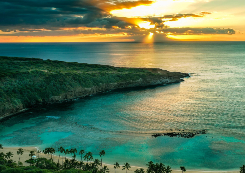 Complete Helicopter Tour Of Oahu | Oahu Activities